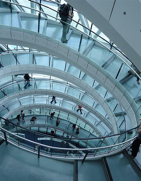 Benefits Of Aluminum Railings ALUMIGUARD MFG
