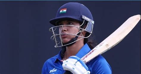 Wpl 2023 Smriti Mandhana Sold To Rcb More Amount Than Harmanpreet Kaur