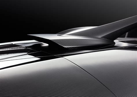 The 2 7 Million Apollo Intensa Emozione Is A Bonkers V12 Dream Machine Maxim