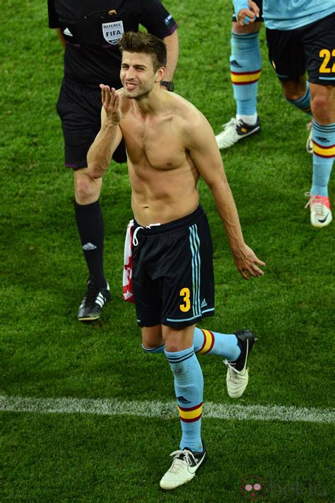 Blog de un Gay Adolescente Gerard Piqué
