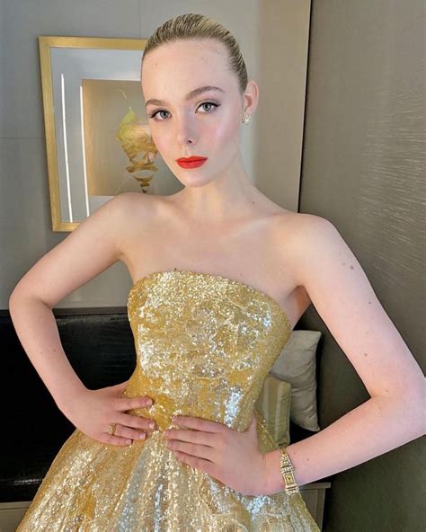 Elle Fanning Nude Exhibited Private Content 28 Pics The Fappening