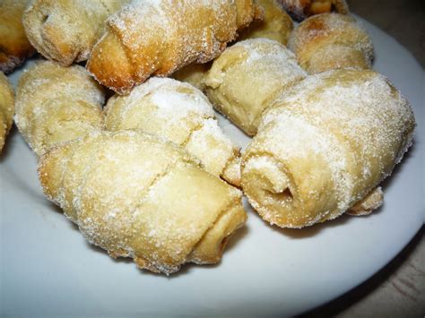 Un Blog Culinar Cornulete Fragede Cu Bors