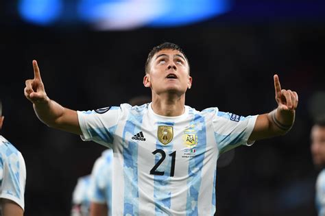 Paulo Dybala Signs Roma Contract With €20m Release Clause Futbol On