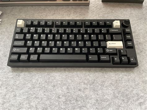 Qk75 Starry Black Custom Keyboard 電腦＆科技 電腦周邊及配件 電腦鍵盤及相關產品 Carousell