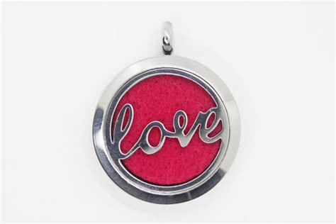Aroma Queen Aromatherapy Pendant Premium Quality Love Design