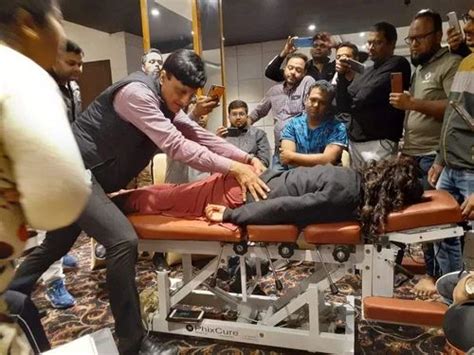 Chiropractic Table At Rs 59999 Piece Chiropractic Table In Surat Id 2849088885491