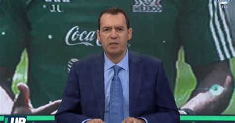 André Marín Es Reventado Por La Afición Tras Su Llegada A Tudn