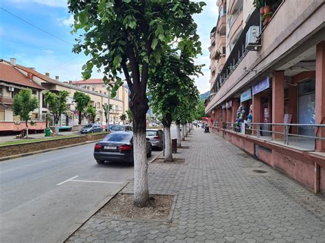 СЕ ИЗДАВА ДЕЛОВЕН ПРОСТОР НА УЛИЦА „ЛЕНИНОВА“ ВО СТРУМИЦА