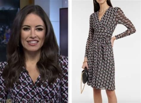 The Today Show January 2024 Kaylee Hartungs Geometric Print Wrap