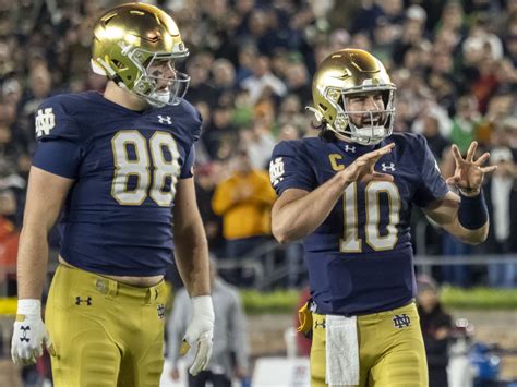 Notre Dame Football Primer Resurgent Irish Host Pittsburgh Panthers