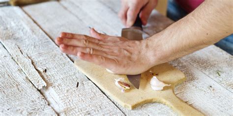 How To Cut Garlic With Step By Step Instructions Instacart
