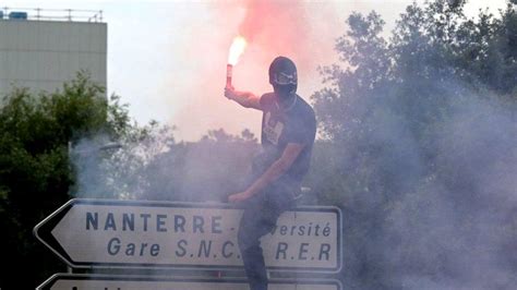 Foreign Office Warns Britons Over Travel To France During Riots Bbc News