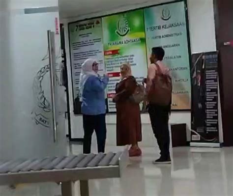 Diam Diam Plt Kadis PUPR Datangi Kantor Kejati Maluku Utara Cermat