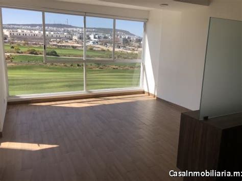 Hermoso Departamento en Zibata con vista al club de Golf en México