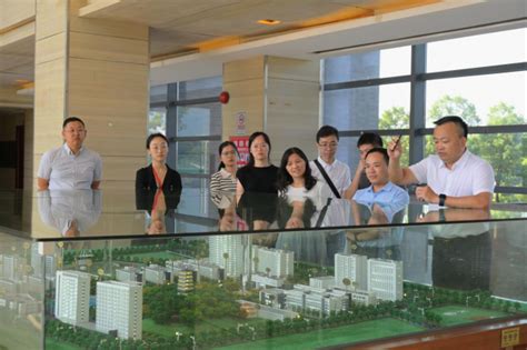 广东江门中医药职业学院一行到校交流 广东环境保护工程职业学院