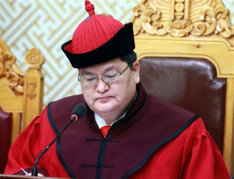 Олон улсын шүүхэд хандаад өөрийгөө буруугүй гэдгийг нотлох үг баримт Д Одбаярт бий юу E Mn