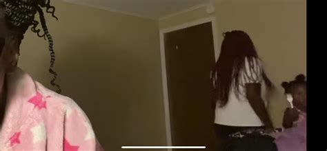 Sy Held Up Her Fork She Den Proceeds To Cry When She Sees The Food