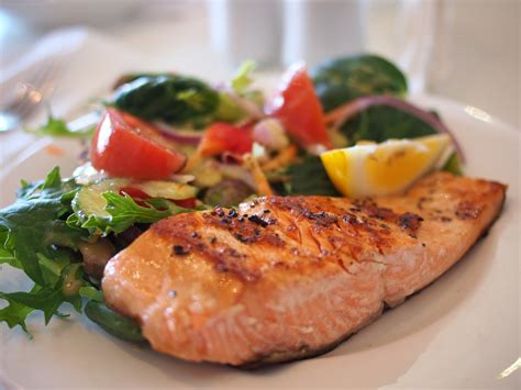 Propiedades Saludables Del Pescado Come En Casa