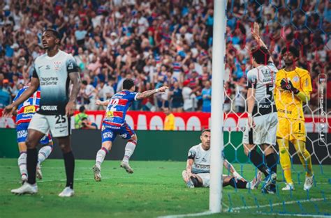 Fortaleza Vence Corinthians E Assume A Liderança Agemt Jornalismo