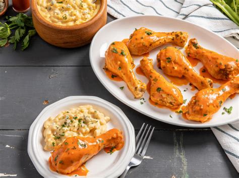Buffalo Drumsticks With Blue Cheese Mac And Cheese Bell And Evans