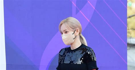 T포토 태연 과감한 앞트임 드레스