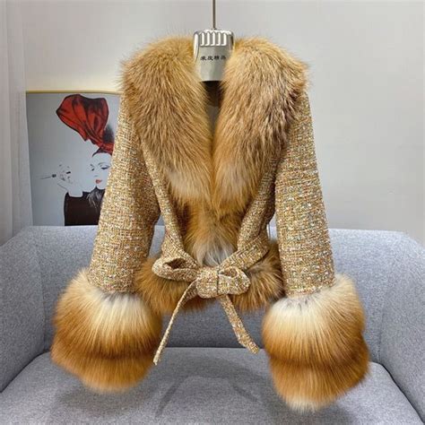Elegant Vintage Style Fur Coat Material Fox Furcollar V Neckclosure