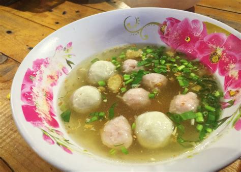 ซุปหมูเด้ง ลูกชิ้น ร้าน ก๋วยเตี๋ยวปากหม้อ น นา จ ปราจีนบุรี