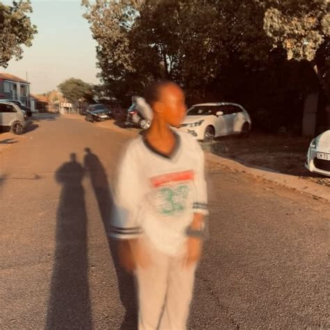 Oratile🧚🏻‍♀️ Oratile Mogatusi • Threads Say More