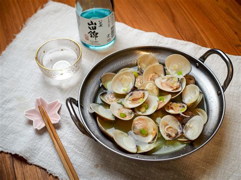 Sake Steamed Clams Afterwork Kitchen