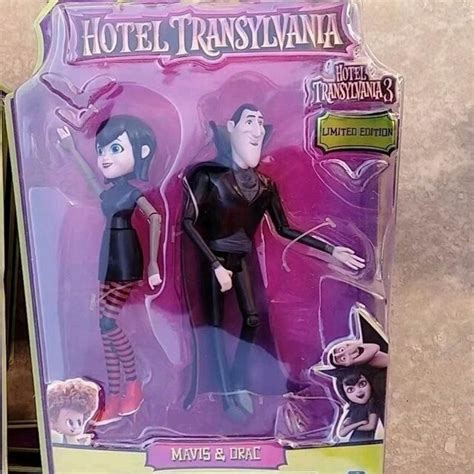 Genuine Hotels Transylvanias Anime Action Figures Mavis Dracula Johnny
