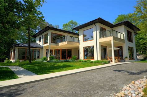 300 Silver Birch Drive Tiny Zoloca
