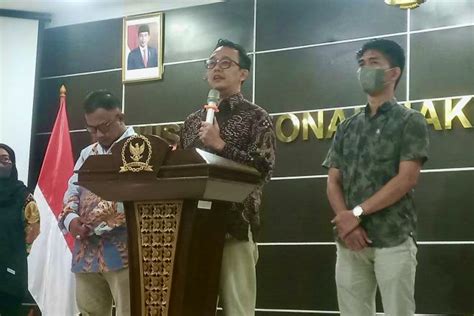 Komnas HAM Investigasi Tragedi Kanjuruhan Momentum Perbaikan Sepakbola Pilar ID