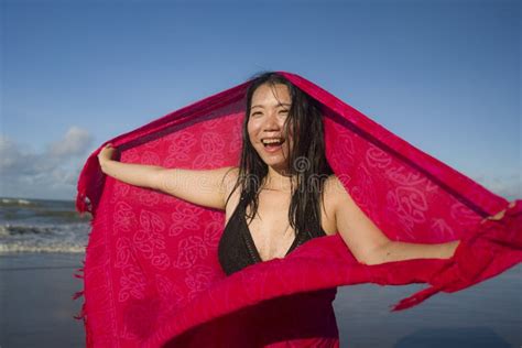 Outdoors Lifestyle Portrait Of Young Beautiful And Happy Asian Korean
