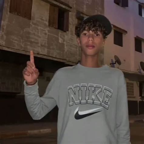 Ayat Moledare On Threads