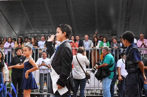 Desfile Cívico Militar Reúne Centenas De Pessoas Na Expedito Garcia
