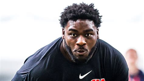 Aaron Rodgers Packers O Line Teaching Devonte Wyatt Some Nfl Lessons