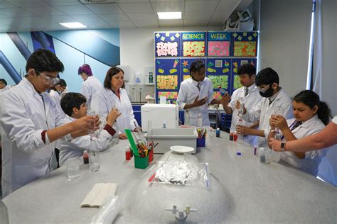 The Hathershaw College Hrc Trip To Osfc Science Centre