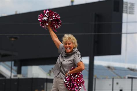 Decades Of Buffalo Jills Cheerleaders Multimedia