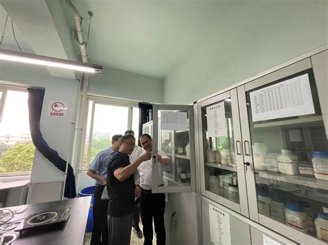 四川省教育厅专家组到校开展实验室安全检查 成都纺织高等专科学校教务与专业建设指导处