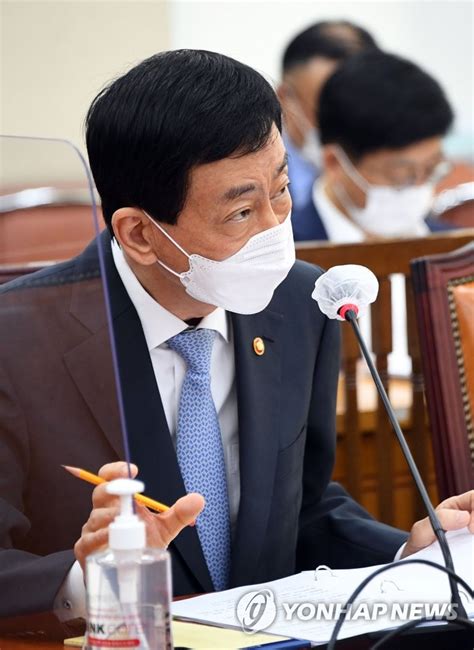 답변하는 진영 행안부 장관 연합뉴스