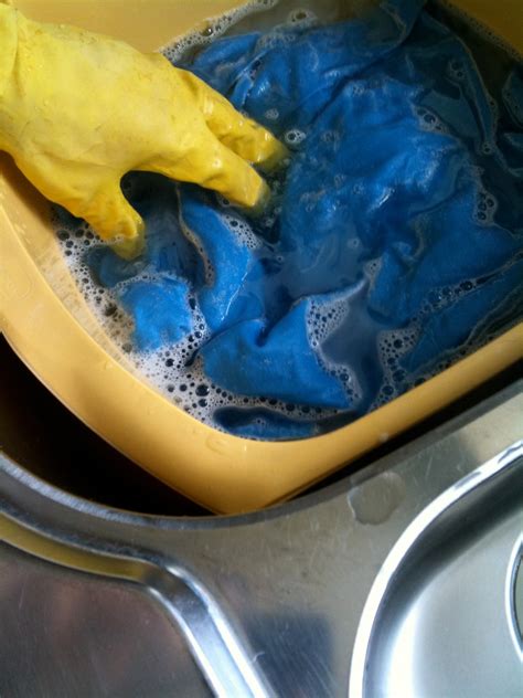 By Gillian Bleaching Fabric