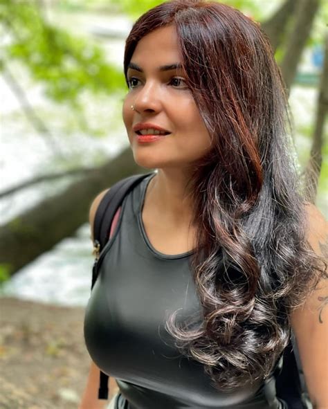 Kavitha Raj 🤤 R Mallubabes