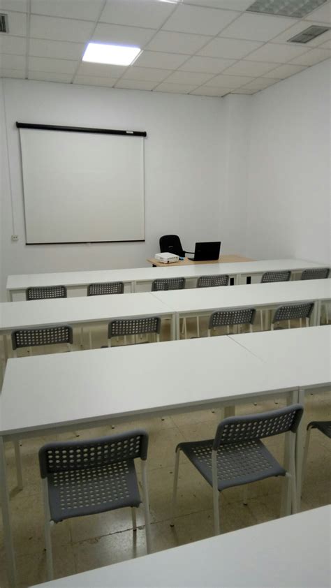 Aula 1 25 Alumnos Academia LC