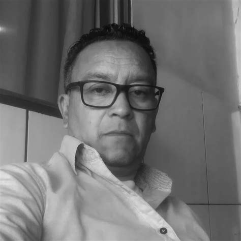 Gelson Soares Gelsonsoaresvisualartist • Threads Say More