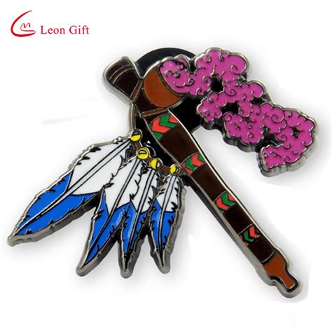 Custom Masonic Plastic Metal Funny Qatar Jersey Hand Lapel Pin Box Logo