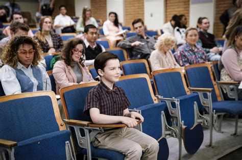 Young Sheldon Season 4 Episode 7 A Philosophy Class And Worms That Can Chase You Sheldon