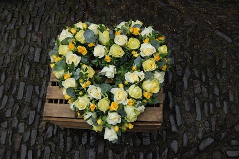 Yellow And White Rose Open Heart Tribute
