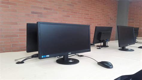 Is Aoc A Good Monitor Brand Heres What The Experts Say