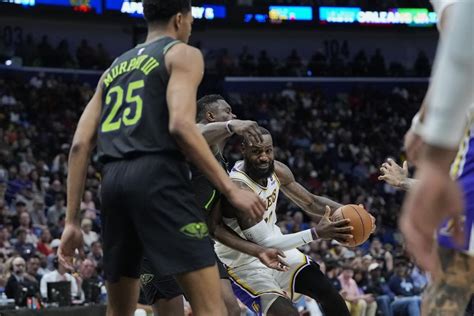Lebron James Triple Double Lifts Lakers Over Pelicans And Into A Play