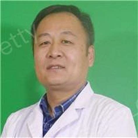 方脸怎么改善脸型